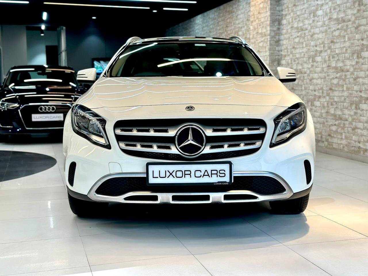 2018 Mercedes Benz GLA 200d - LuxorCars